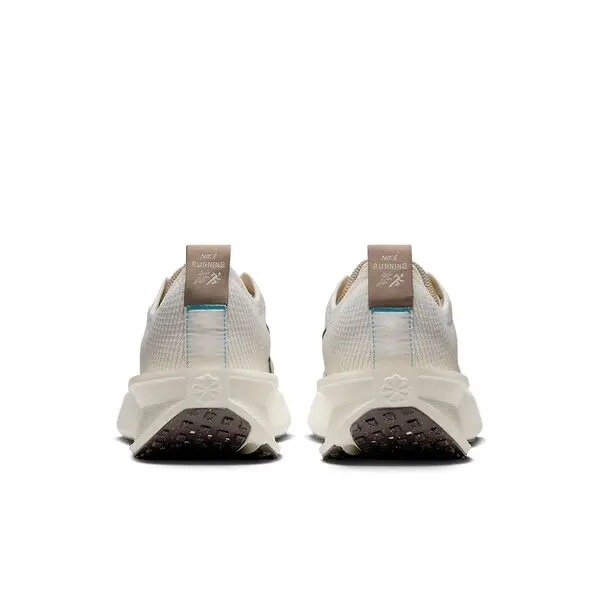 Nike Interact Run Sneakers - Beige
