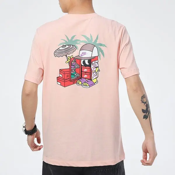 Nike Graphic T-shirt - Pink