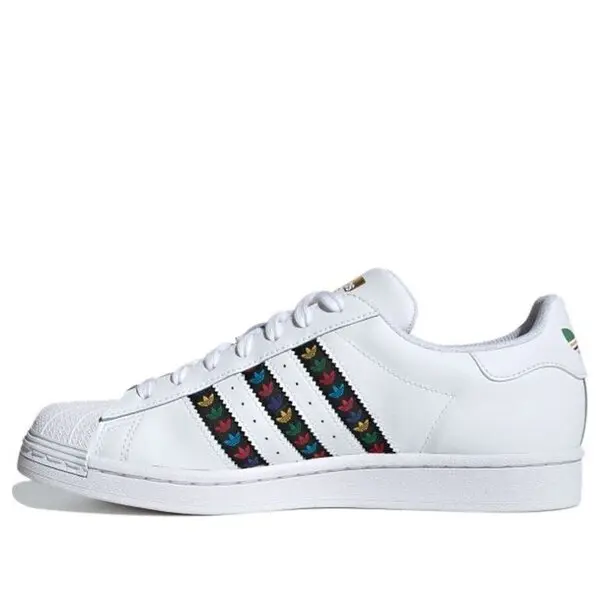 Adidas Superstar Low Top Sneakers - White