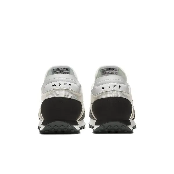 Nike Daybreak-type Sneakers - White/pink