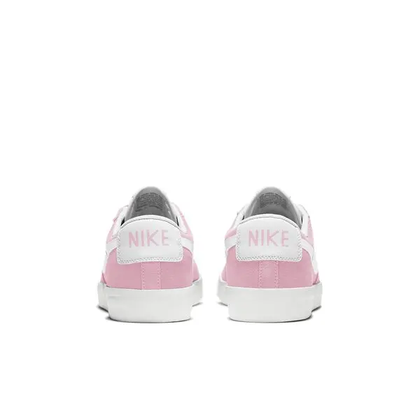 Nike Blazer Low Sneakers
