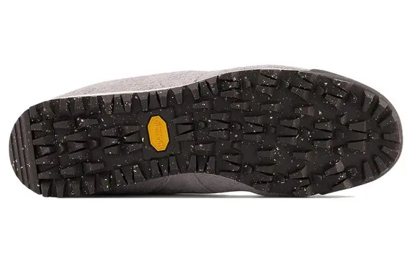 NEW BALANCE Rainier Hiking Boots - Raincloud
