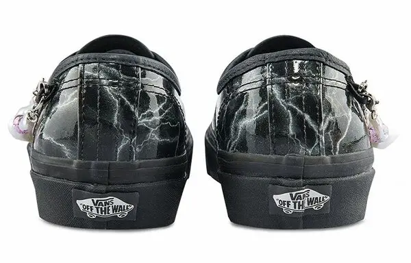 VANS Style 44" Casual Skateboarding Sneakers