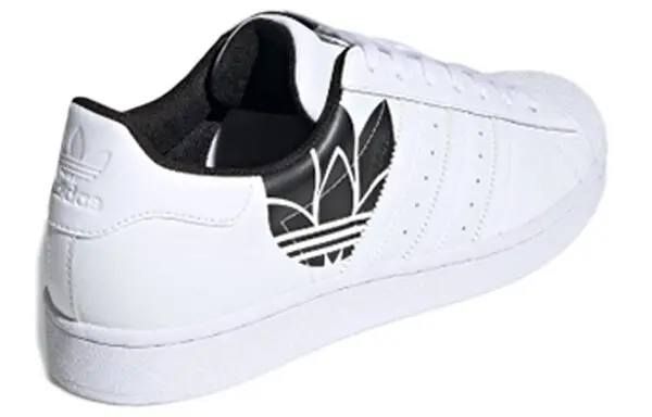Adidas Superstar Sneakers