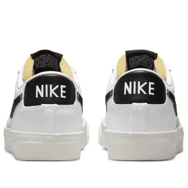 Nike Blazer Low '77 - White/sail/black