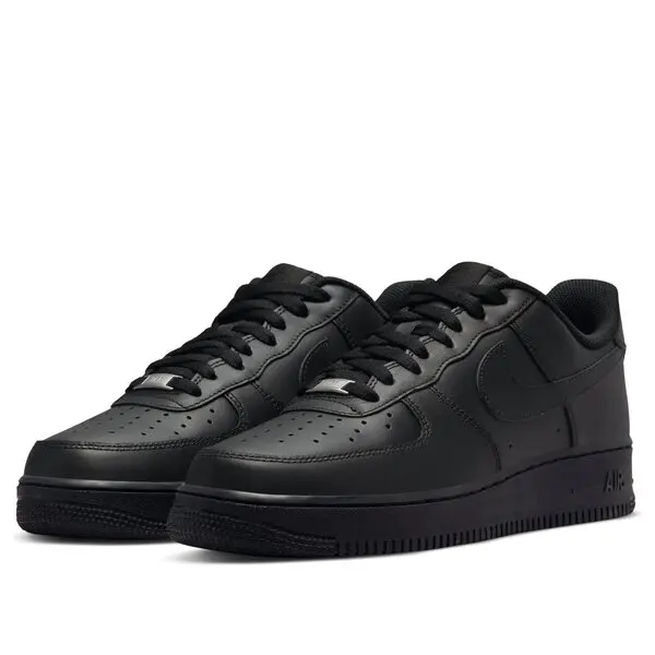 Nike Force 1 '07 Triple Low Top Sneakers