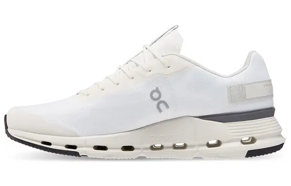 On Cloudnova Form Sneakers - White/eclipse
