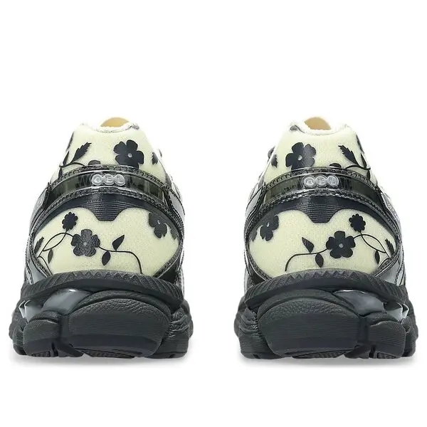 Asics X Cecilie Bahnsen Gel-cumulus 16 Sneakers - Ivory/black