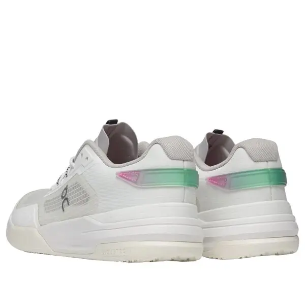 On The Roger Advantage Z5 "white Ivory" Sneakers