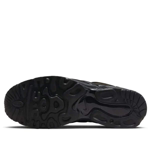 Nike Kukini "triple " Sneakers - Black