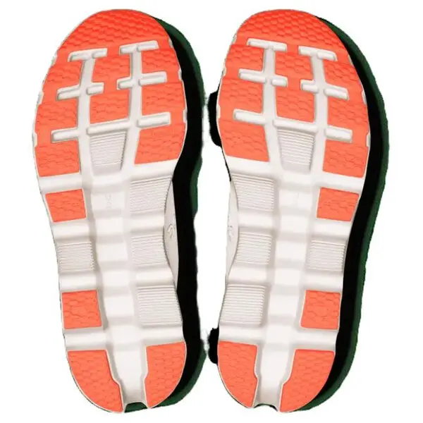 On Cloudstratus 3 Athletic Sneakers