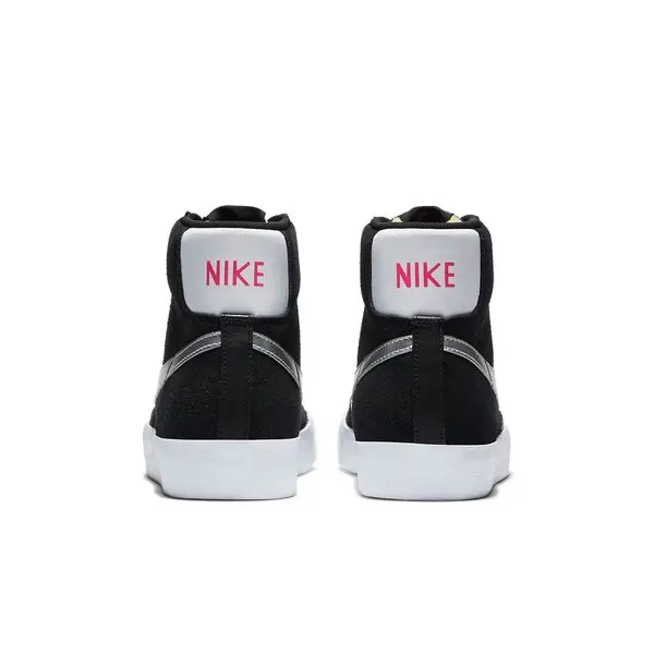 Nike Blazer Mid Vintage '77 High Top Sneakers