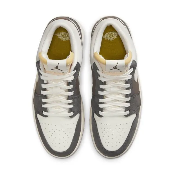 JORDAN Air 1 Low Snkrs Day Korea Magpie Sneakers