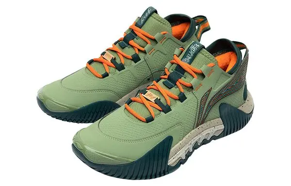 LI-NING Low Top Sneakers