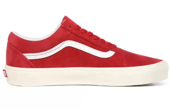 VANS Old Skool Suede Sneakers - Red