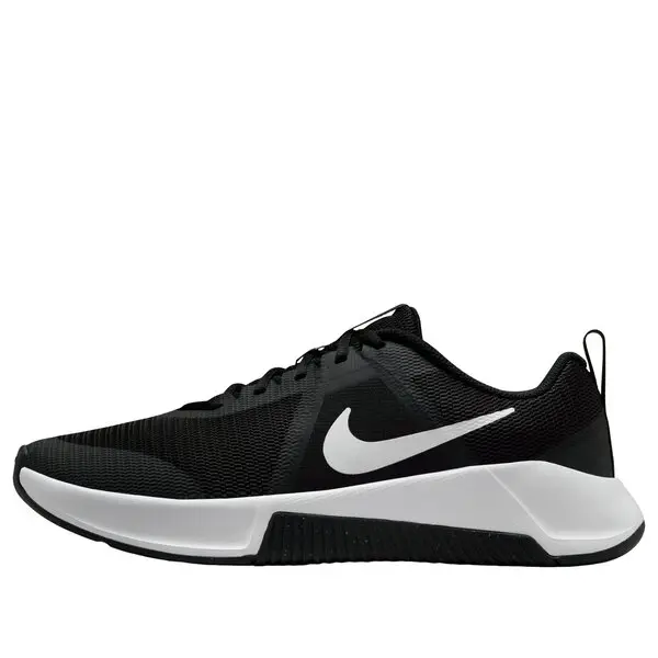 Nike Mc Trainer 3 Athletic Sneakers - Black/white