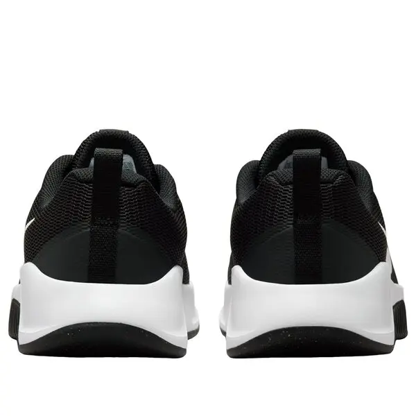 Nike Mc Trainer 3 Athletic Sneakers - Black/white