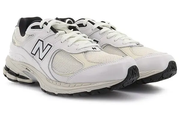 NEW BALANCE 2002r Sneakers - White