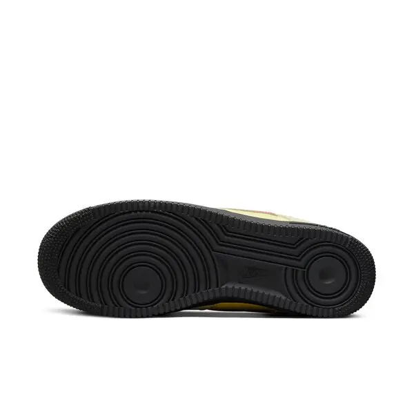 Nike Force 1 '07 "somos Familia" Low Top Sneakers