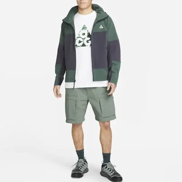 Nike Sun Farer Jacket