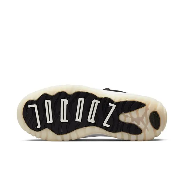 JORDAN 11 Retro Low '72-10' Sneakers