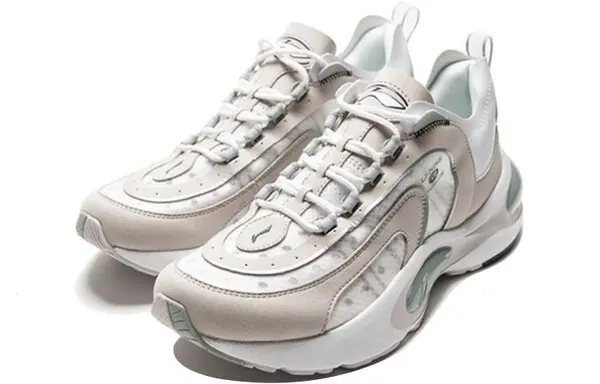 LI-NING V8 Sneakers