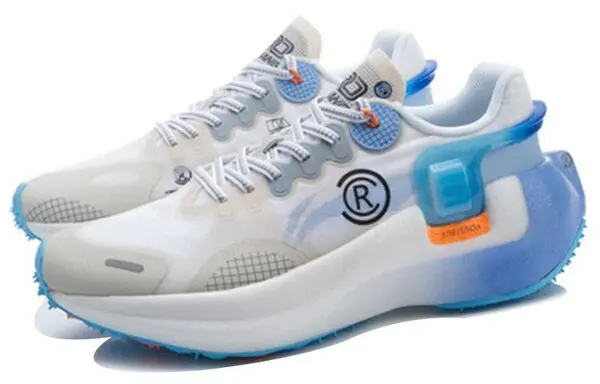 LI-NING Wind Ranger Essential Sneakers
