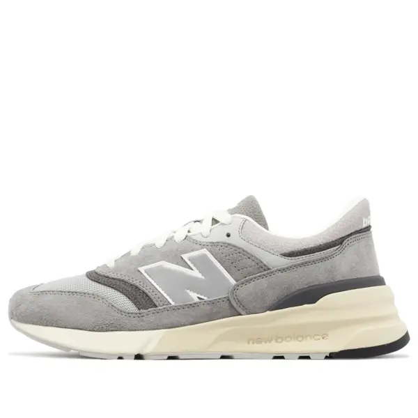 NEW BALANCE 997r Sneakers - Grey