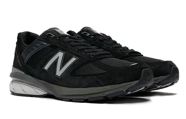 NEW BALANCE 990v5 Made In Usa Sneakers - Black