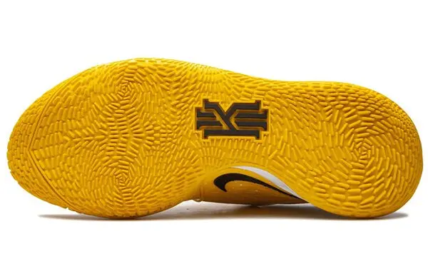 Nike Kyrie Low 2 Tb Sneakers - White/yellow