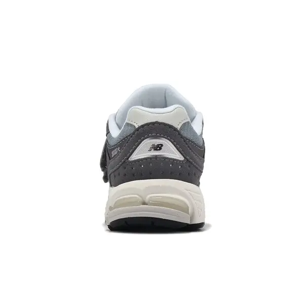 NEW BALANCE 2002r 'magnet Lead' Sneakers - Magnet/lead