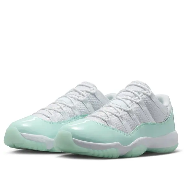 JORDAN Retro Low "igloo - White/white/igloo
