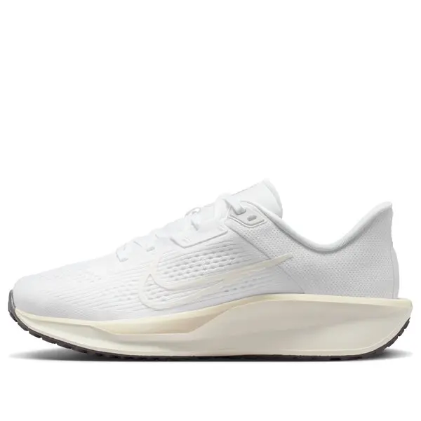 Nike Quest Sneakers - White/sail/chalk