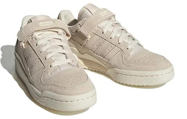 Adidas Forum Low Sneakers