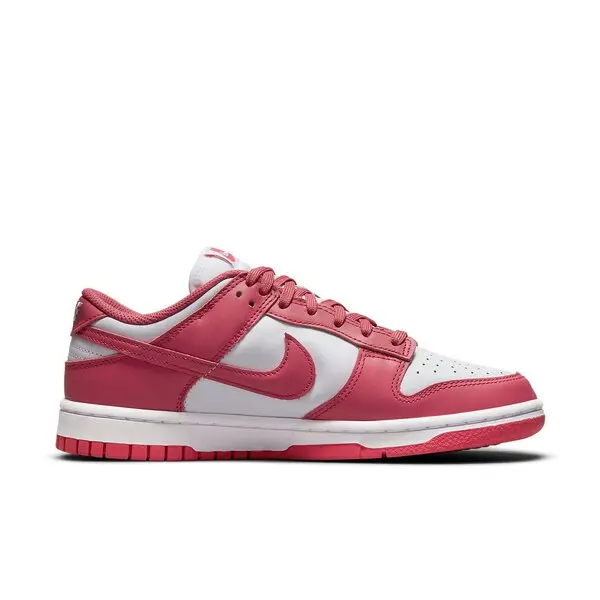 Nike Dunk Low Sneakers
