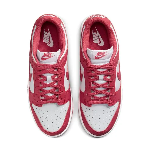 Nike Dunk Low Sneakers