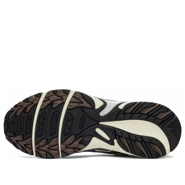 Asics Gel-kahana Tr V4 Sneakers - Silver/black/brown