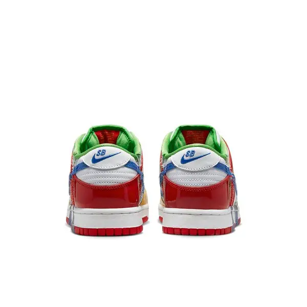 Nike Dunk Low "sandy Bodecker" Sneakers