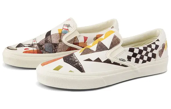 VANS Moma X Classic Slip-on "vasily Kandinsky's Orange" Graphic Printed Slip-on Sneakers - White