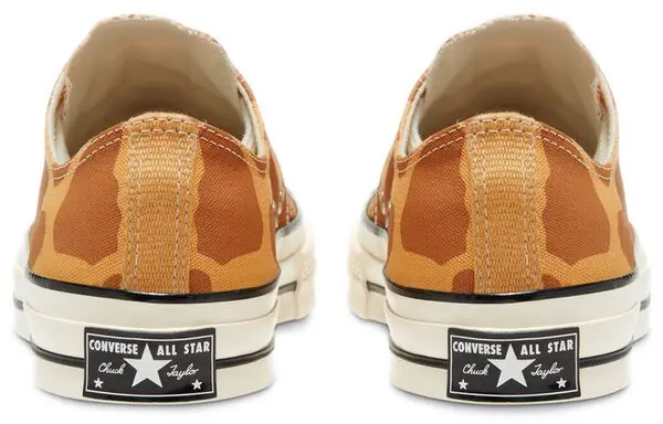 CONVERSE Chuck 70 Low Top Archival Giraffe Print Sneakers - Yellow
