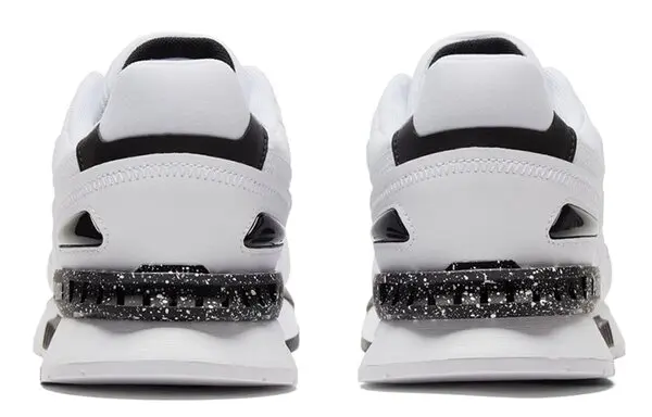 PUMA Mirage Mox Sneakers - White/black