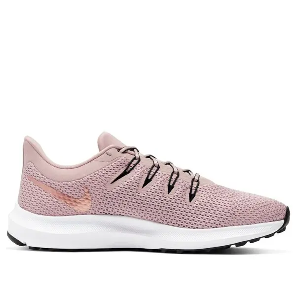 Nike Quest 2 Low Top Sneakers - Lavender