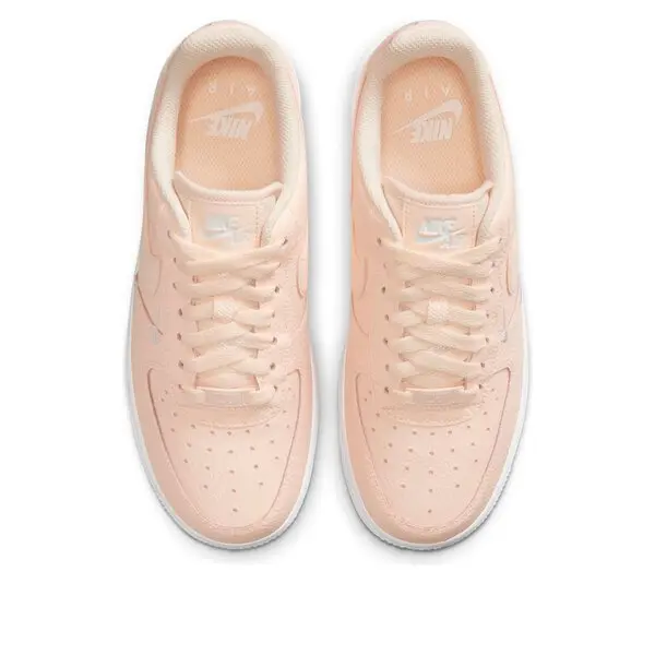 Nike Force 1 '07 Essential Sneakers