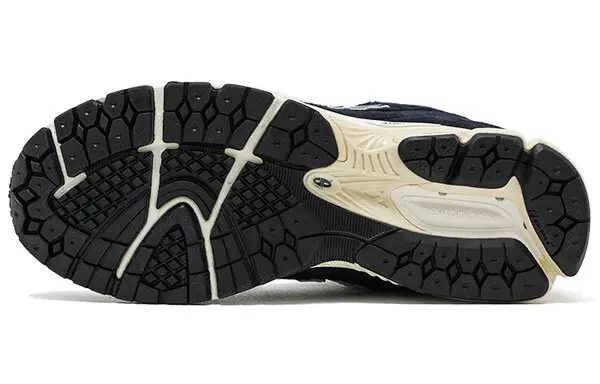 NEW BALANCE 2002r Low Top Sneakers - Navy Blue