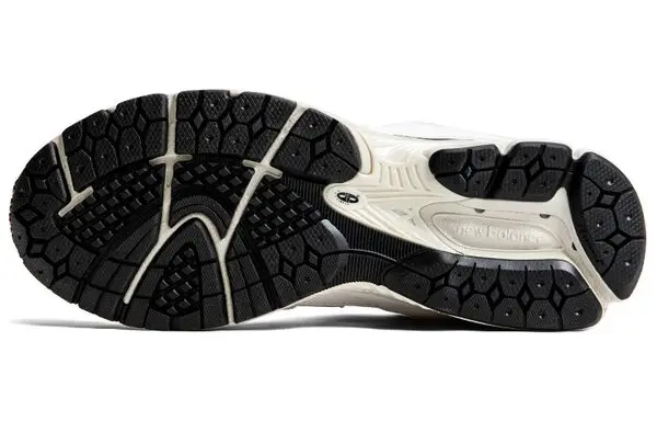 NEW BALANCE 2002r 'white Fur' Sneakers