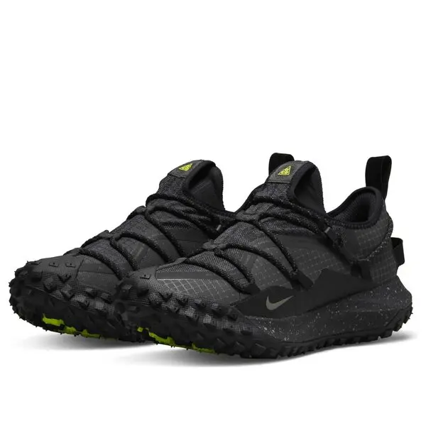 Nike Mountain Fly Low Gtx Se Waterproof Sneakers - Black