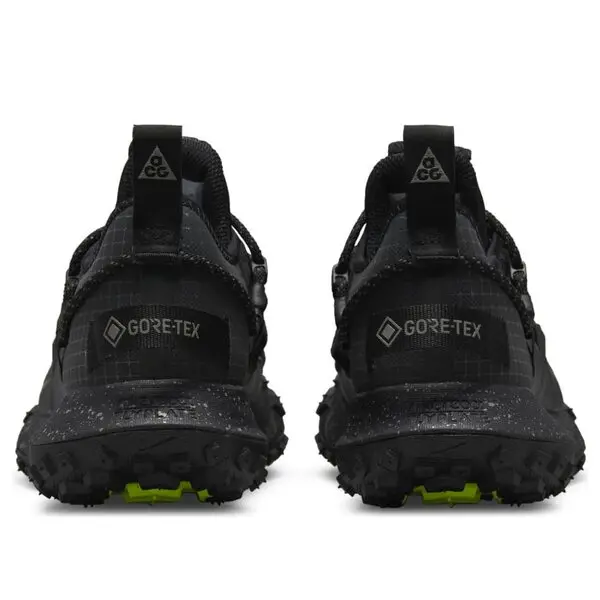 Nike Mountain Fly Low Gtx Se Waterproof Sneakers - Black