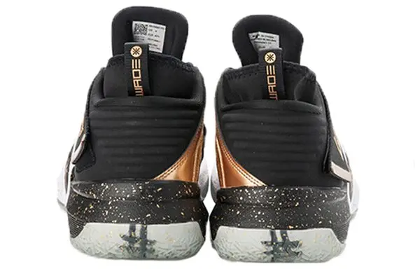 LI-NING One Last Dance" Basketball Sneakers