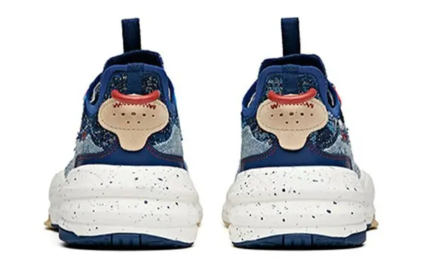 ANTA C37 Low Top Sneakers