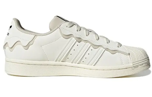 Adidas Superstar Sneakers